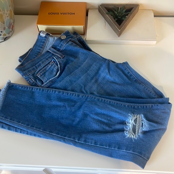 Judy Blue | Jeans | Judy Blue Jeans With Ripped Details | Poshmark